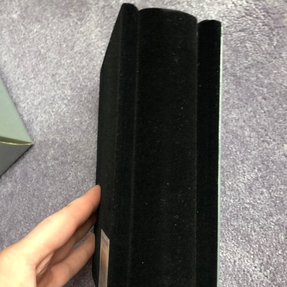 impulsedesigns | Accents | Impulse Designs Photo Album | Poshmark